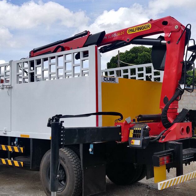 PK 11.001 STD SLD1 + Brick Stack Grapple | PALFINGER